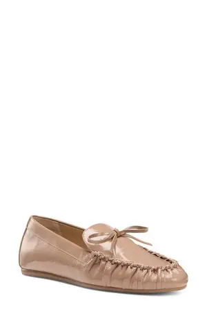 STUART WEITZMAN Britt Bow Loafer - Fawn