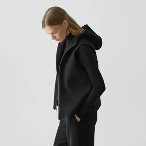Theory Hooded Vest In Double-face Wool-cashmere - Black
