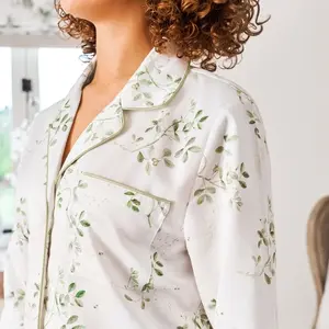 CHRISTY Peashoots Printed Cotton Pajama Set