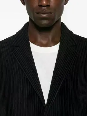 Issey Miyake Pleated Button Blazer - Black