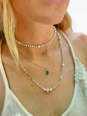 YI COLLECTION 18k Yellow Diamond And Emerald Arrow Necklace