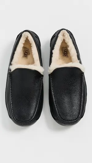 UGG Ascot Leather Slippers - Black