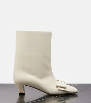Valentino Garavani Bowow 45 Leather Boots