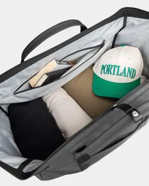 PORTLAND GEAR Cascade Duffle Bag - Blush