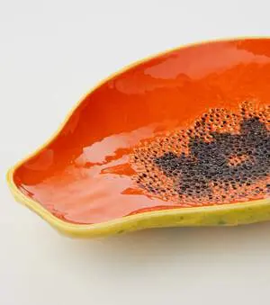 BORDALLO PINHEIRO Tropical Fruits Papaya Earthenware Platter
