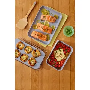 CARAWAY Mini Bakeware Set With Storage - Black/gold
