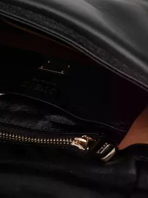 Guess Flap-detail Shoulder Bag