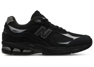 NEW BALANCE 2002r Reflectivein Sneakers - Black