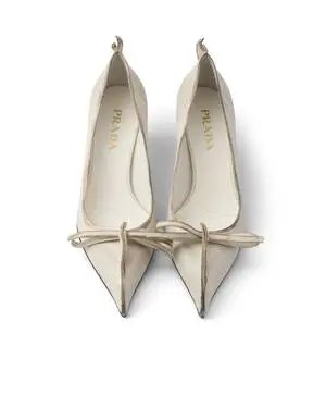 Prada Leather Pumps - Neutral