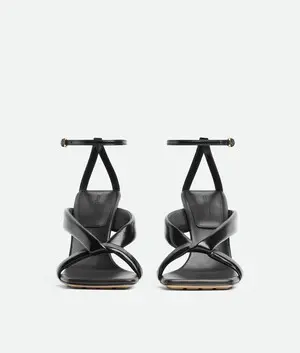 Bottega Veneta Riva Strap Sandal - Black