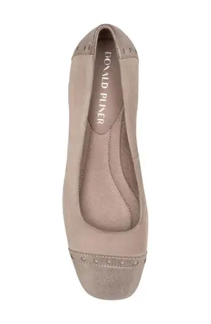 DONALD PLINER Cap-toe Block Heel Pumps - Taupe