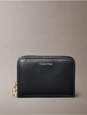 Calvin Klein Leather Medium Zip Wallet - Black