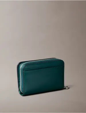 Calvin Klein Leather Medium Zip Wallet - Maya Blue