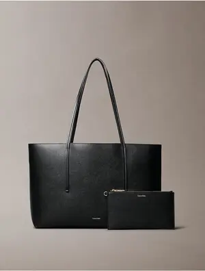 Calvin Klein Foil Logo Tote - Black/toasted Coconut