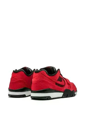 Nike Air Trainer 2 Sb Supreme Sneakers