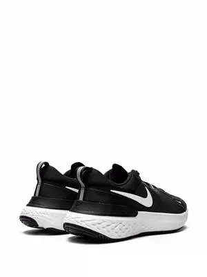 Nike React Miler Sneakers