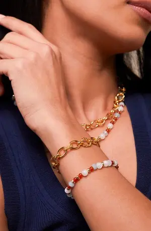 Estée Lauder Beaded Bracelet - Red Multi