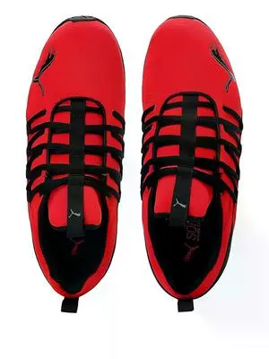 PUMA Axelion Sneakers - Red