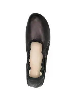 THE ROW Gathered Leather Ballet Flats - Black