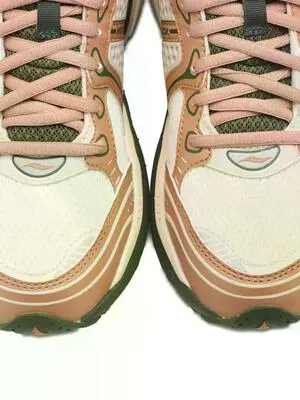 Saucony Progrid Triumph 4 & Friends Sneakers