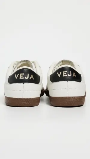 VEJA Panenka Sneakers