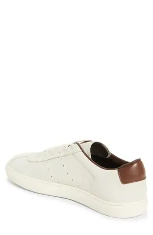 COMMON PROJECTS Tennis 24 Nubuck Sneakers - Off White