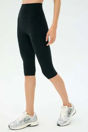 Splits59 Airweight High Waist 16" Capri Legging - Black