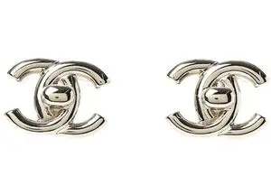 Chanel Cc Turnlock Clip-on Earrings - Gold