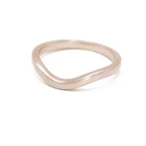 BONDEYE JEWELRY 14K Gold Wave Band Ring Rose Gold