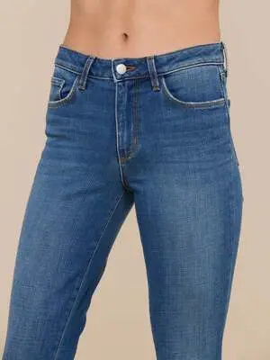 L'Agence Bell Flare Jean