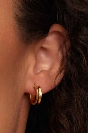 ORADINA 18k Half Pipe Hoop Earrings