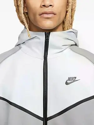 Nike Full-zip Hoodie