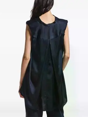 High Sleeveless V-neck Blouse