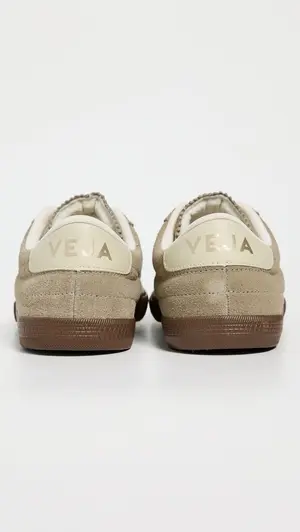 VEJA Panenka Sneakers