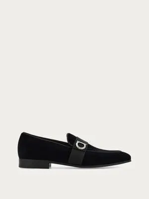 FERRAGAMO Gancini Loafer