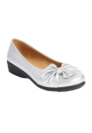 COMFORTVIEW The Pamela Slip-on Flat With Bow Detailing - Silver