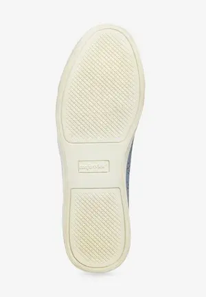 COMFORTVIEW The Leanna Laser Cut Sneaker - Chambray