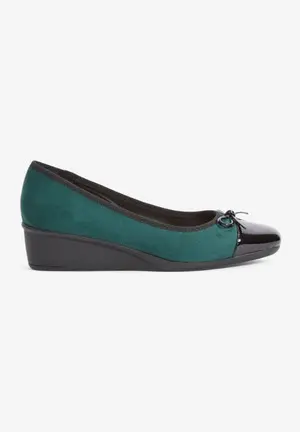 COMFORTVIEW The Jade Slip-on Wedge With Bow Detailing - Emerald