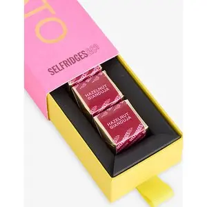 SELFRIDGES SELECTION 8 Hazelnut Gianduja Milk Chocolates 80g