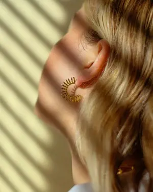 OTTOMAN HANDS Aylin Hoop Earrings