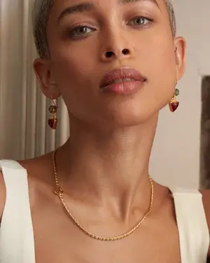 OTTOMAN HANDS Thea Snake Chain Necklace With T-bar - Brass
