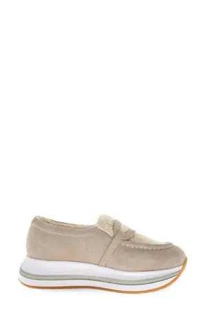 VOILE BLANCHE Merry Genuine Shearling Loafer