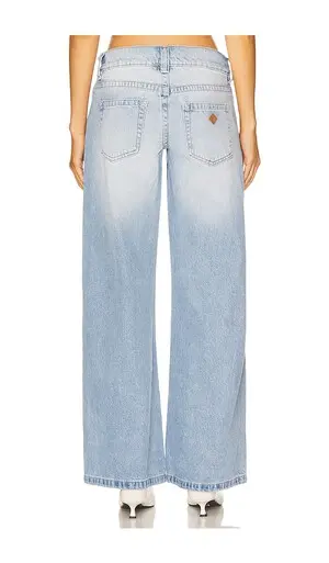 Abrand Denim 00 Wide Leg Jeans - Kaia Worn