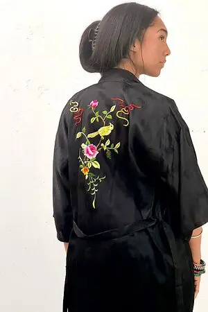 ANNA CORINNA Hand Embroidered Silky Kimono