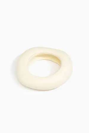 Dinosaur Designs Large Drift Bangle - Cream