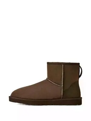 UGG Suede Leather Pull-on Boots