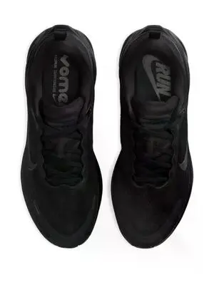 Nike Vomero Plus Sneakers