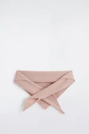 Cos Cashmere Triangle Scarf - Pink