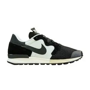 Nike Air Berwuda Sneakers