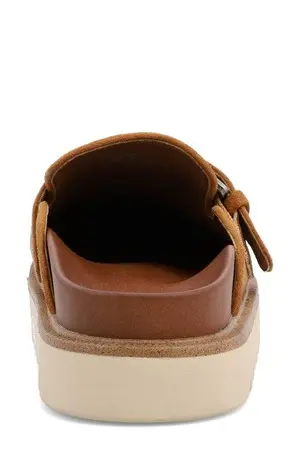 Mia Zamira Clog